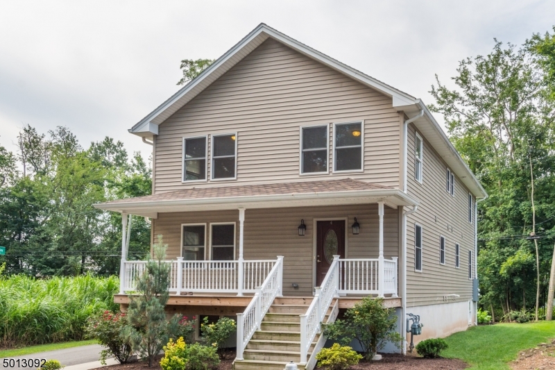 4 Rosedale Avenue Montclair, New Jersey, United States – Luxury Home