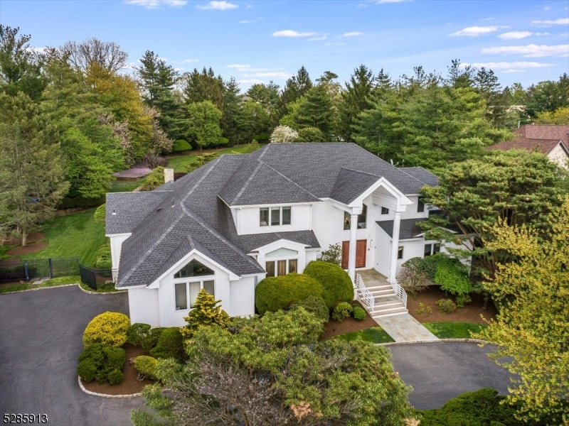 7 Chelsea Drive Livingston, New Jersey, United States – Luxury Home